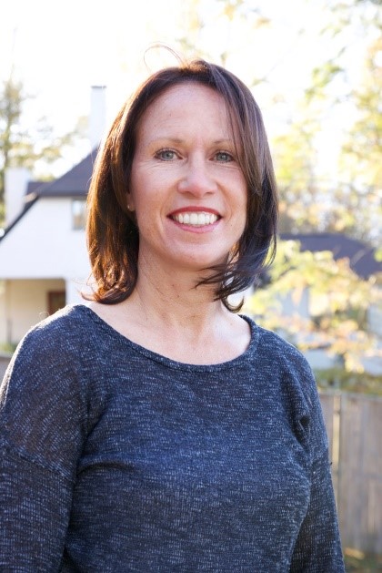 How to Coach Girls: Q&A + Swag Pack Giveaway! | Here Wee Read