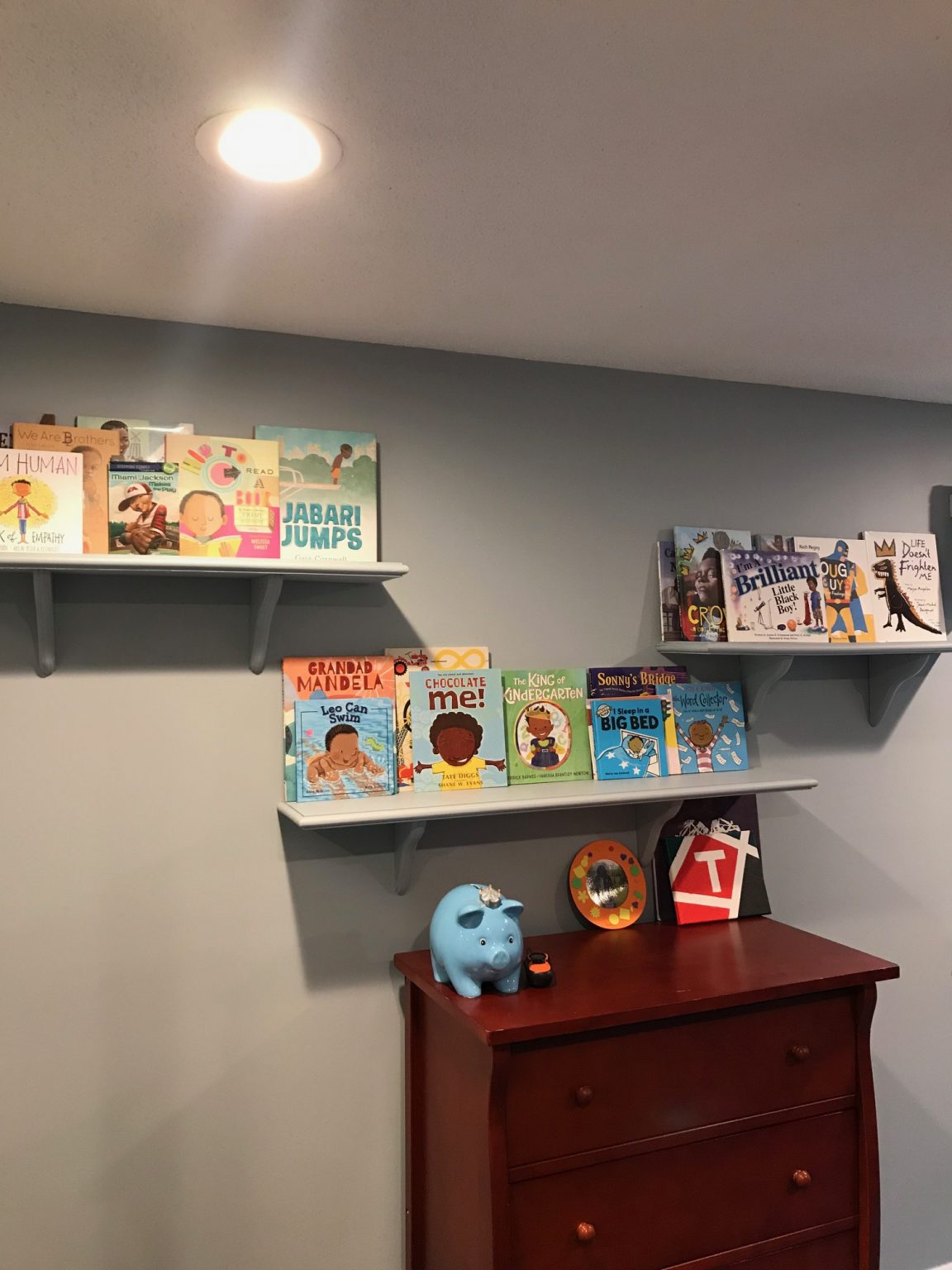 How We Organize Our Books at Home + Where to Find Free or Discounted ...