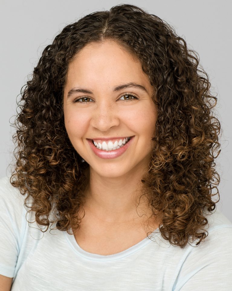 COVER REVEAL: Anita and the Dragons by Hannah Carmona and Anna Cunha ...